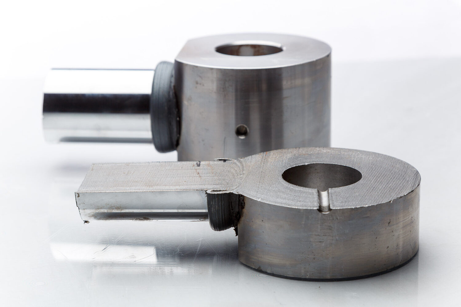 Hydraulic Cylinder Rods - FWT | Friction Welding Technologies